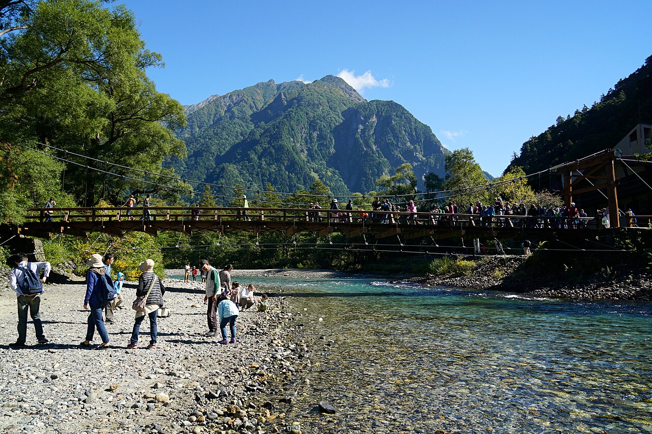 Japanese Alps Travel: Mountains & Old Towns